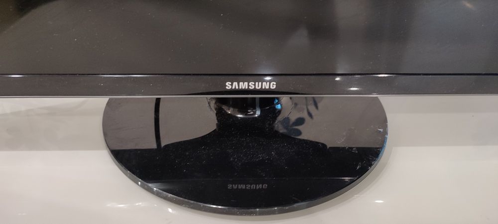 Телевізор Samsung UE28F4000AW LED: 3 600 грн. - Телевізори Київ на Olx