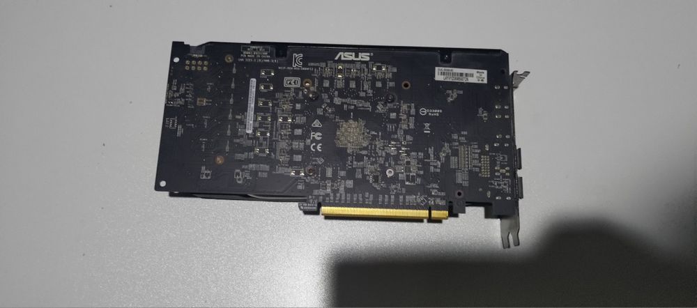 Asus Radeon RX 580 8GB: 2 000 грн. - Комплектуючі та запчастини Київ на Olx