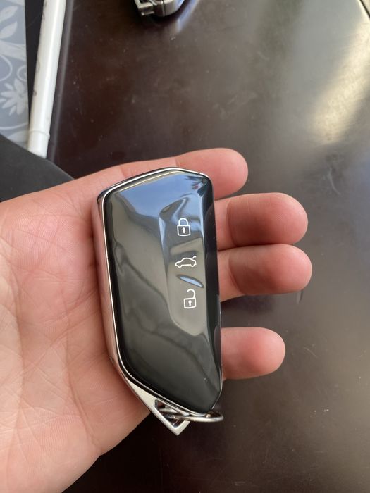 Ключ пульт Skoda octavia А8 Vw golf 8 ОРИГІНАЛ: 4 200 грн. - Замки ...