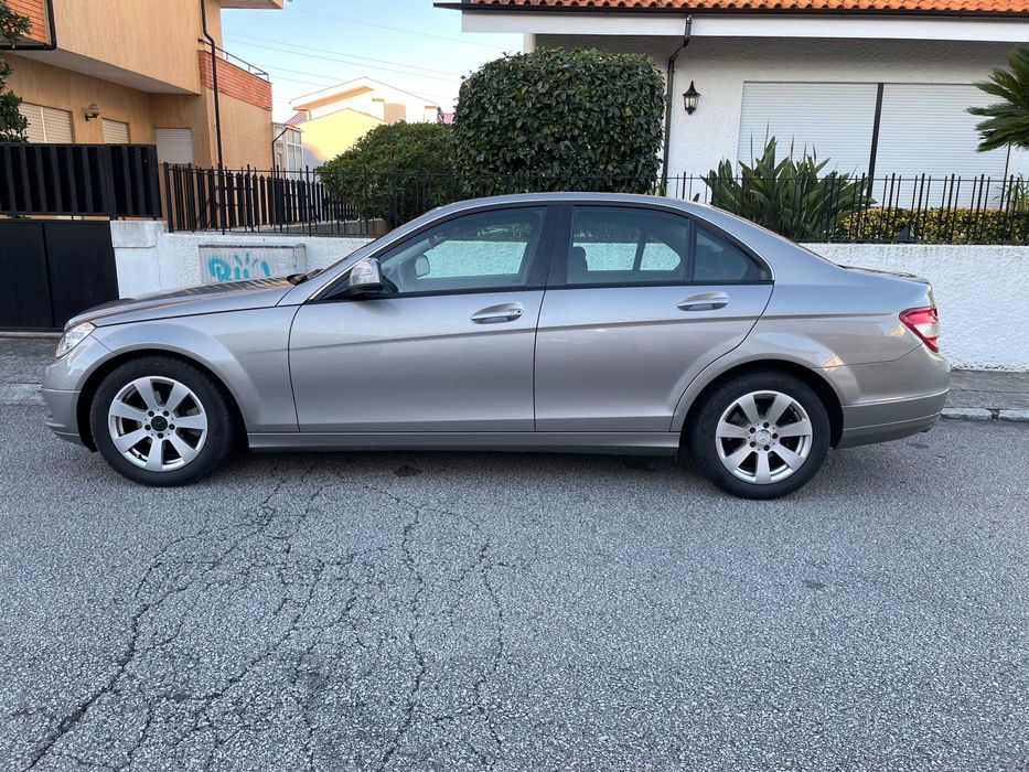 Mercedes Benz C200 220 CDi - 124000km - NACIONAL Madalena • OLX.pt