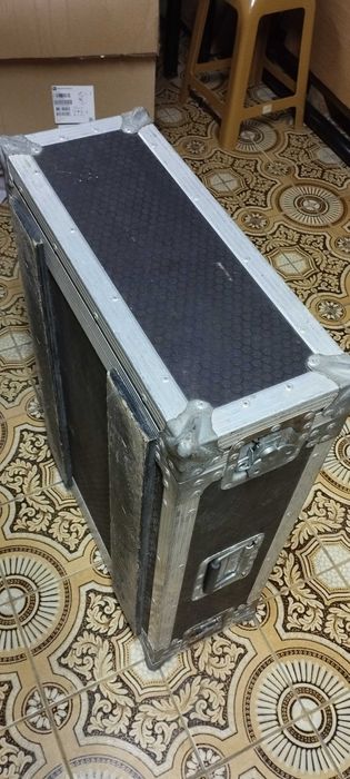 Amplificadores QSC Powerlight 1.8 (com rack e painel ligações) Águeda E ...