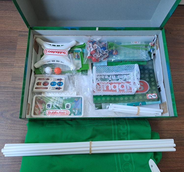 Jogo Subbuteo edição MB Hasbro Estádio Dream Team Aldoar, Foz Do Douro ...
