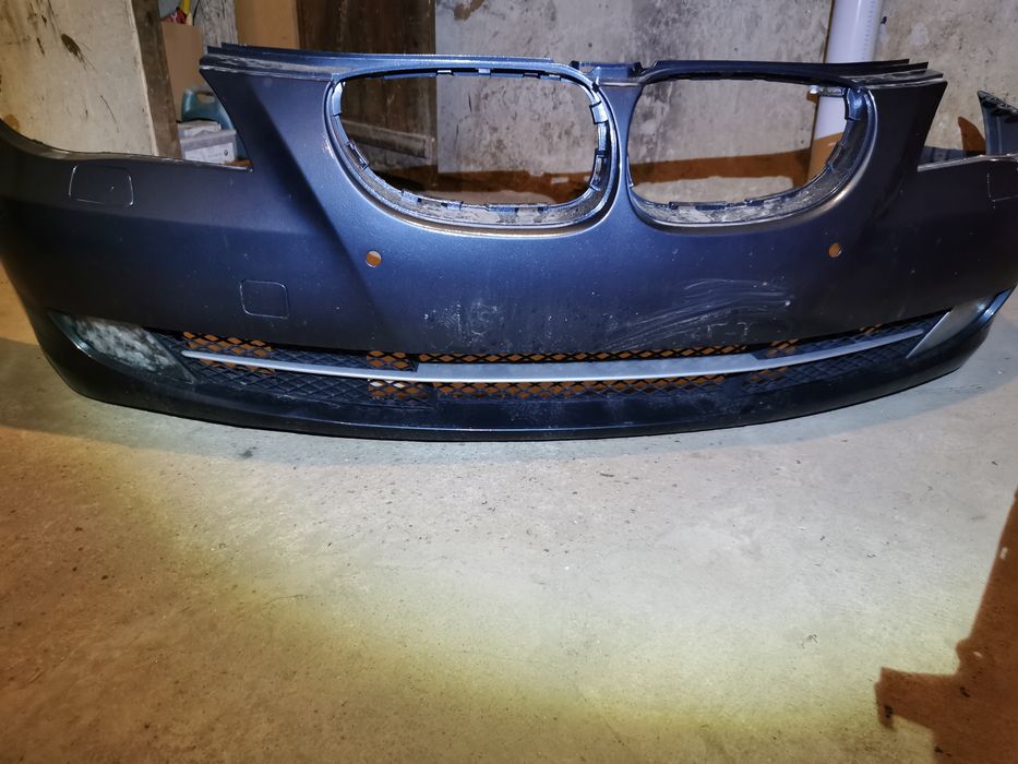 Бампер передній BMW e60: 5 500 грн. - Бампери Подільськ на Olx