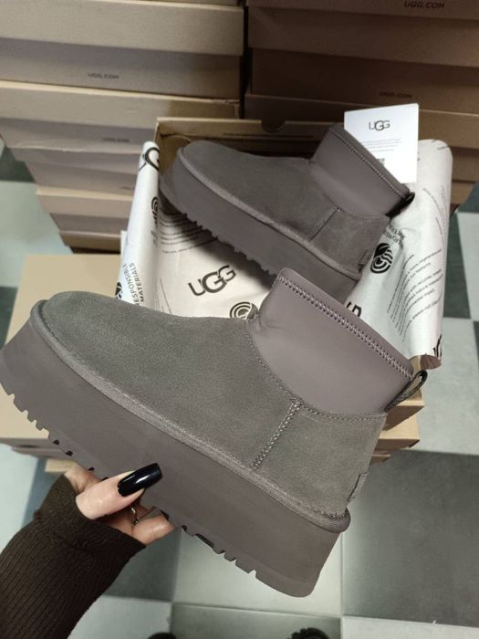 !!!АКЦІЯ!!!Ugg Mini Dipper Platform Thunder: 2 599 грн. - Уггі Київ на Olx