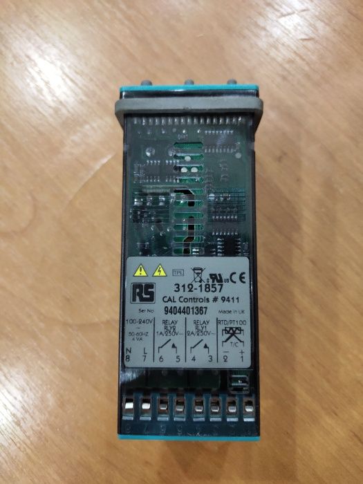 Контроллер температуры одноконтурный CAL 9400: 3 500 грн. - Аксесуари й ...