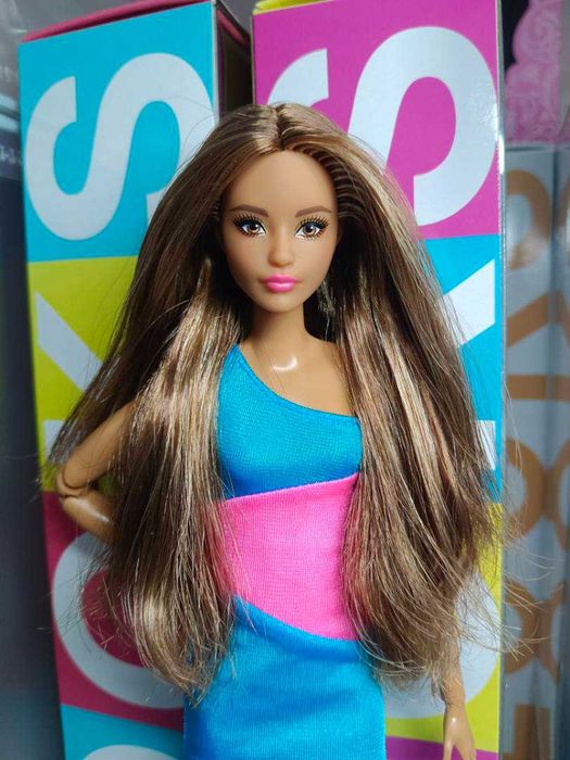 Кукла Barbie Looks 15 Барби Лукс молд Карл: 1 500 грн. - Іграшки Київ ...
