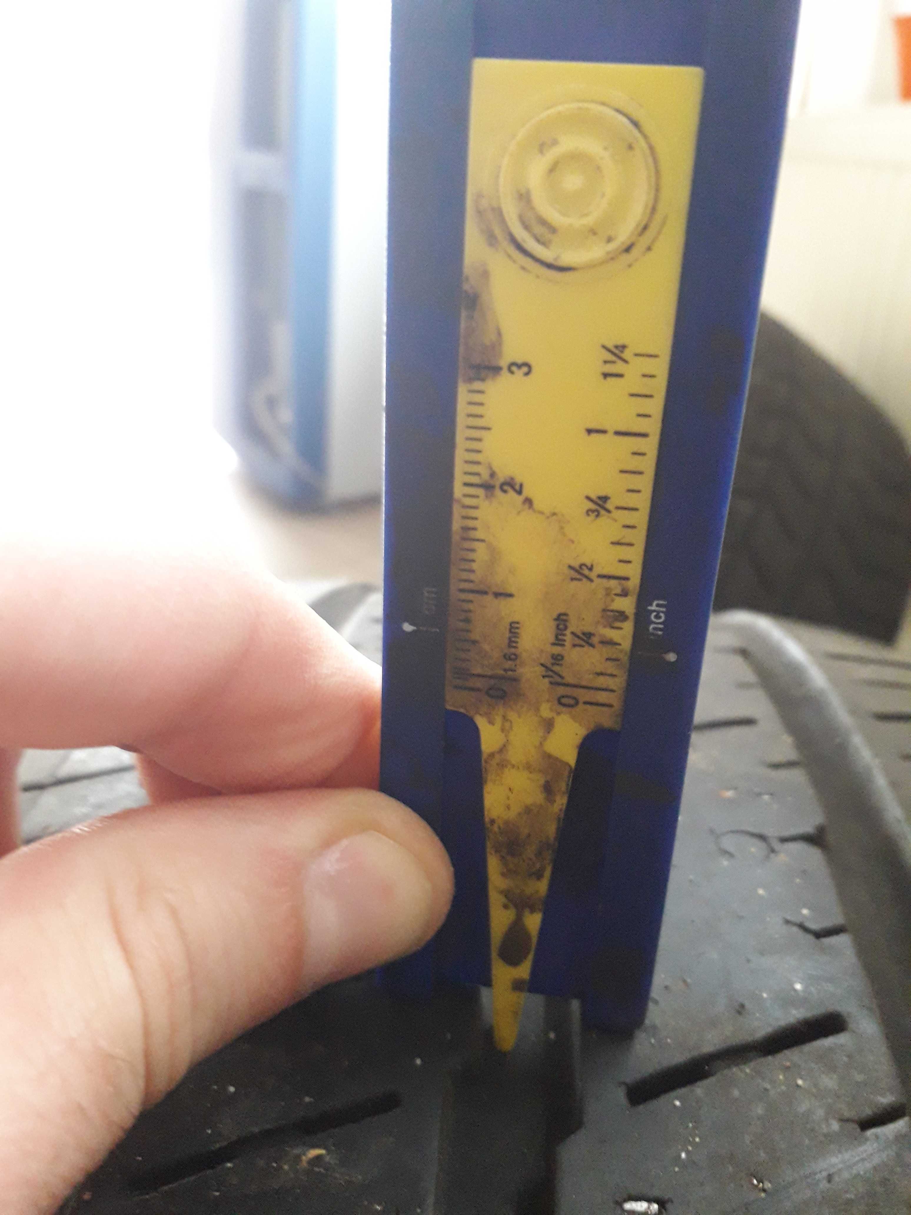 Opona letnia Continental Vanco 2 235/65 R16C 115/113R jedna sztuka ... Opona letnia Continental Vanco 2 235/65 R16C 115/113R jedna sztuka ...