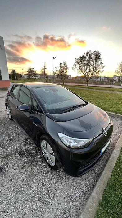 VW ID.3 Pure (2021) em ótimo estado! Peniche • OLX.pt