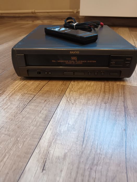 Odtwarzacz VHS Sanyo Lubartów • OLX.pl