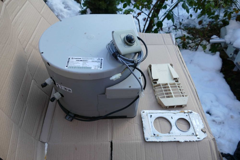 Bojler Truma US10 US103 Ultrastore gazowo elektryczny 10l Toruń • OLX.pl