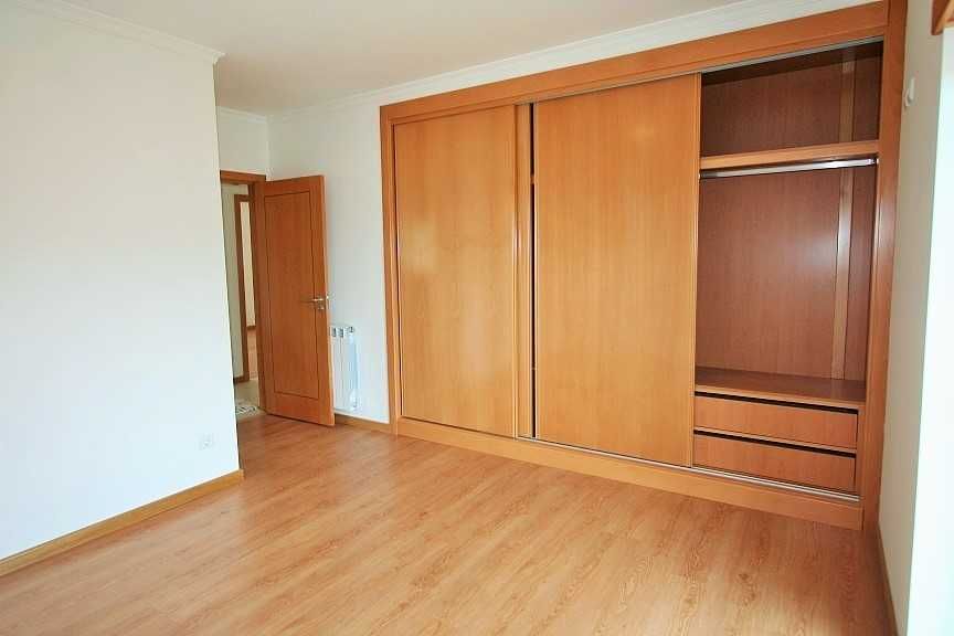 Moradia T3 2 casas de banho + terreno 3500m2 Coja Cerdeira E Moura Da ...