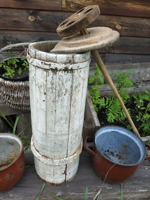 Stara maselnica retro vintage maselniczka z drewna rekwizyt ozdoba PRL ...