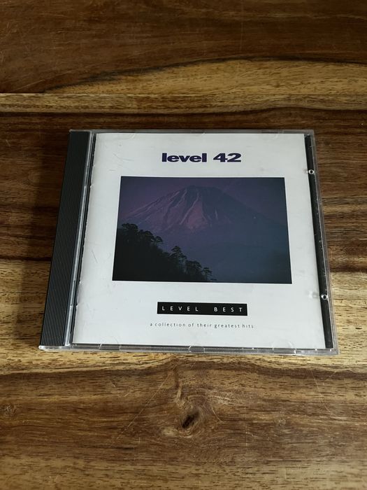 Płyta CD Level 42 - Level Best Poznań Łazarz • OLX.pl