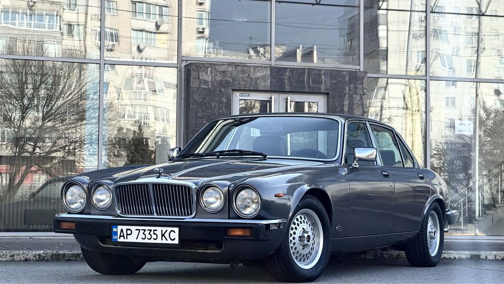 Продам эксклюзивный Jaguar XJ12 Daimler: 15 999 $ - Jaguar Одеса на Olx