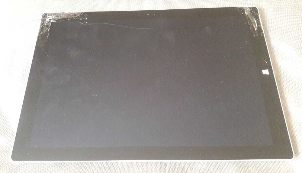 Планшет Microsoft Surface Pro 3: 1 800 грн. - Microsoft Коростишів на Olx