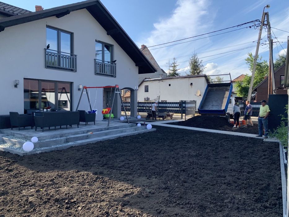 EKO KOMPOST, ziemia ogrodowa PH 6, trawnik, warzywa, koparka Węgierska ...