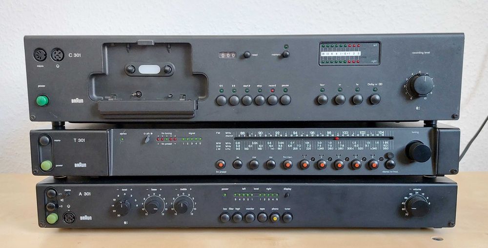 Комплект Braun усилитель A-301 дека C-301 тюнер T-301 от Braun A-301: 9 ...