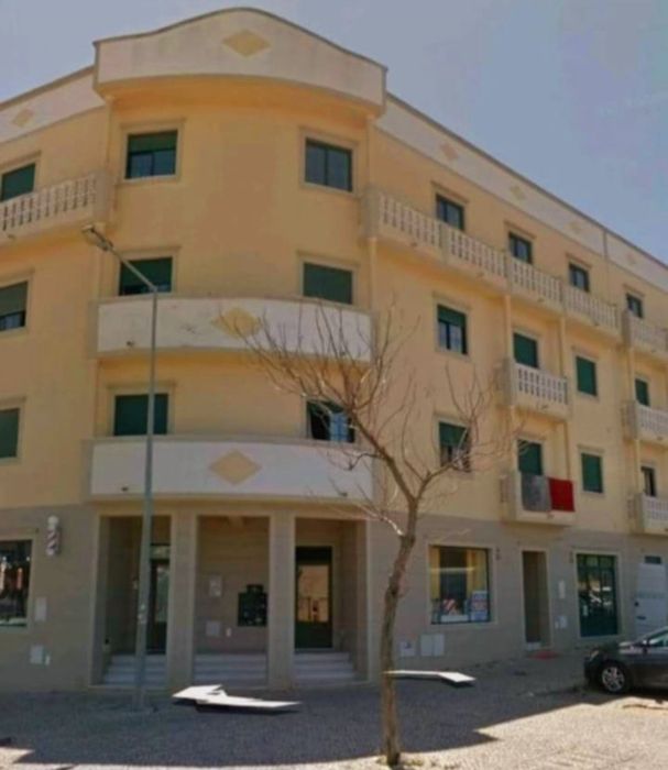 *NOVIDADE* Apartamento T3 recente mobilado 1° andar com elevador, par ...