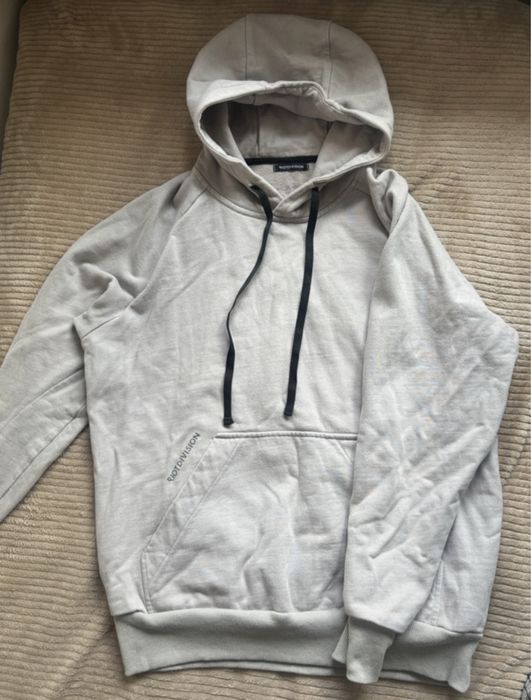 Кофта riot division: 1 500 грн. - Кофти Київ на Olx