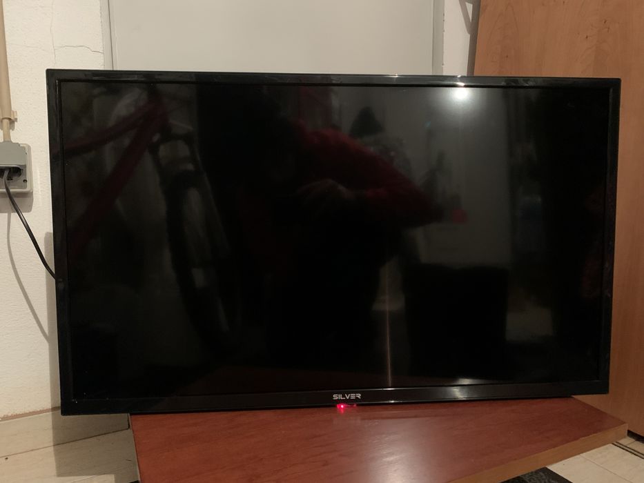 Televisão Silver 32” Campanhã • OLX.pt