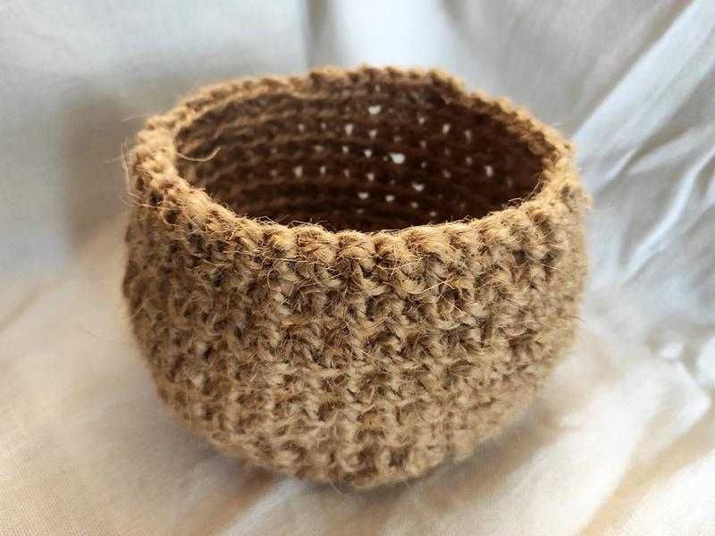 Кошик плетений мякий з лляного шпагату 190 грн Витвори майстрів рукоділля Львів на Olx
