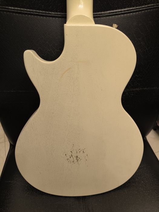 Vendo guitarra Gibson Melody Maker Benfica • OLX.pt