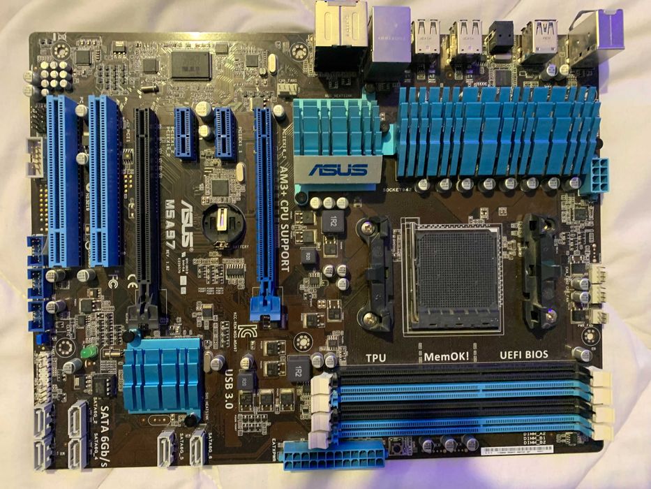 Комплект Материнских Плат AM3+ LGA775 LGA1156: 500 грн. - Комплектуючі ...