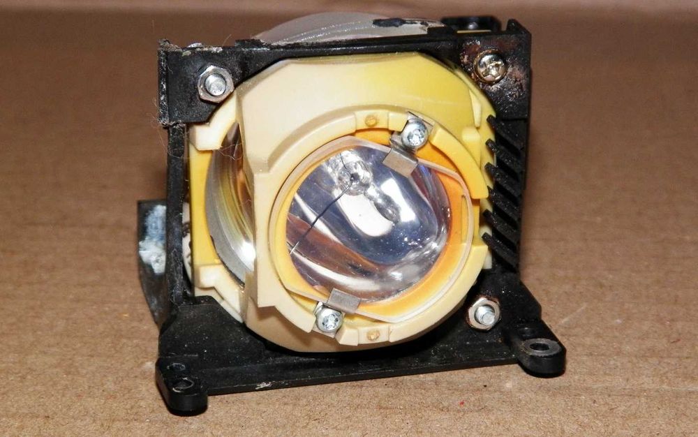 Проектор BENQ PB2220 Блок Питания Лампа И Прочее: 200 грн. - Проектори ...