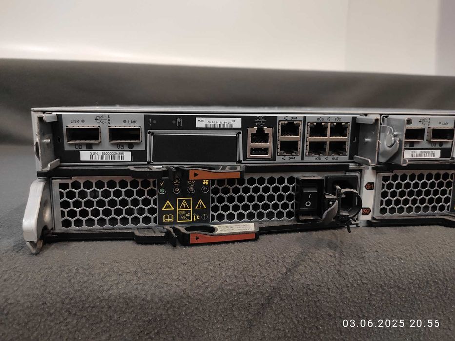 Дискова полка 24x 2.5" NetApp Disk Array SAS 6G DS2246: 13 300 грн ...