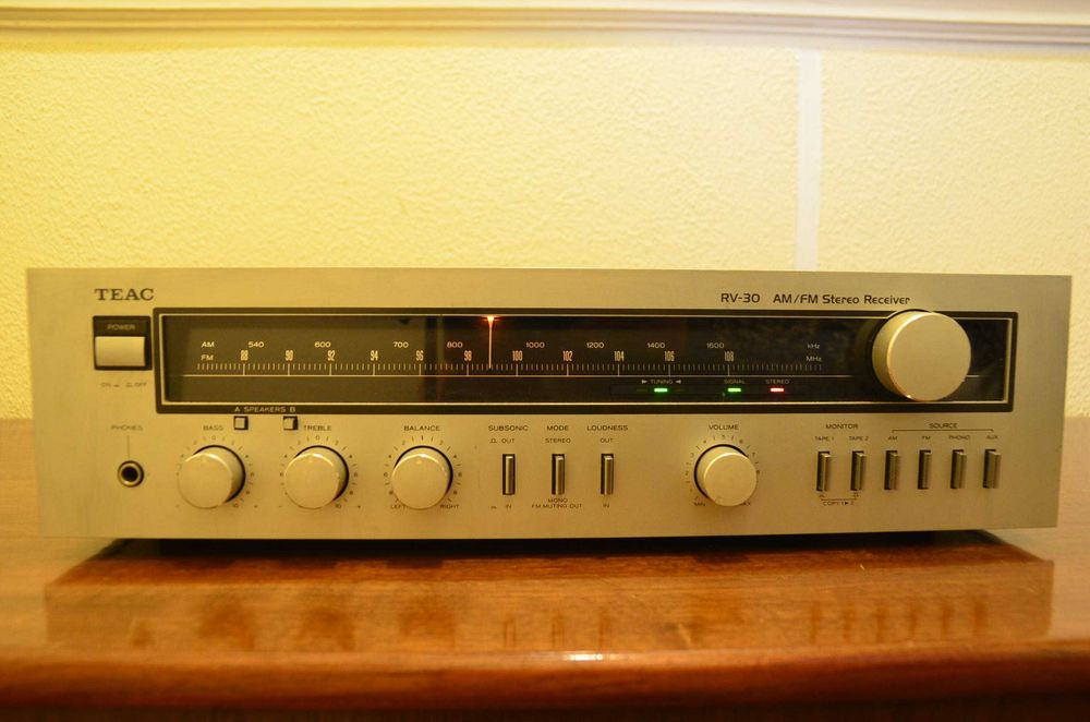 Amplificador/ receiver Teac RV-30 Arroios • OLX.pt