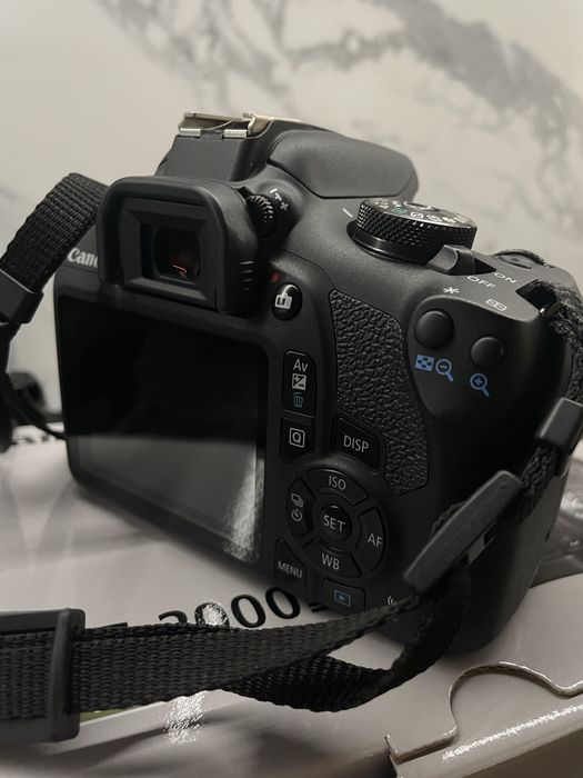 Canon 2000d + обʼєктив, коробка, документи, аксесуари: 14 000 грн ...