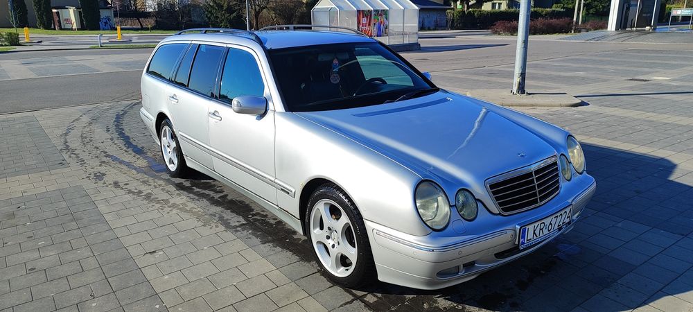 Mercedes E320 W210 Bogate wyposażenie Kraśnik • OLX.pl