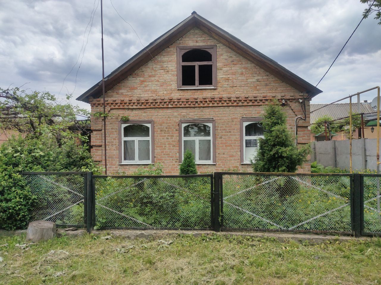 Продам дом в селе Водяно: 7 000 $ - Продаж будинків Водяне на Olx