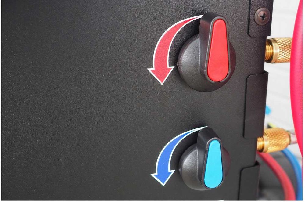 Stacja klimatyzacji ECOTECHNICS ECK VA_500 R134A Sulejówek • OLX.pl