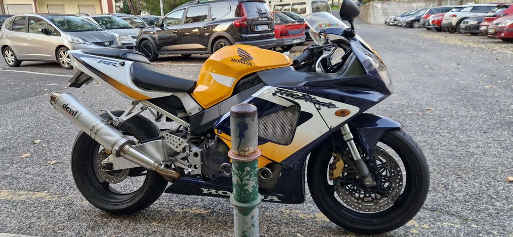 Hinda CBR-RR 929 Fireblade Odivelas • OLX.pt