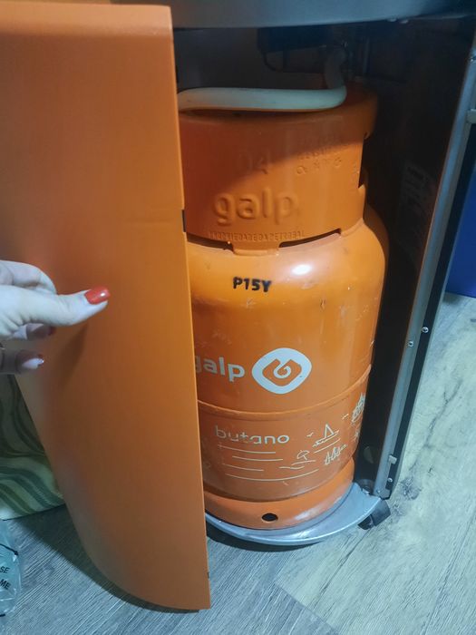 Hotspot aquecedor a gás como NOVO Amora • OLX Portugal