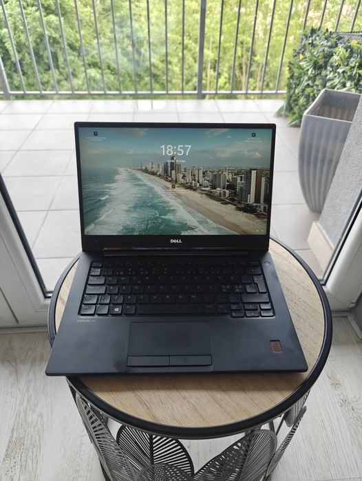 Laptop Dell Latitude 7370 Intel M7-6Y75 16GB RAM 512GB QHD office 19 ...