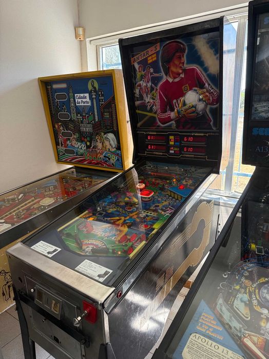 Flipper - Pinball "Mundial 90" Sangalhos • OLX.pt