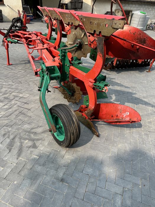Pług Kverneland EG 100 Vario 160 - 4 skibowy obrotowy + wał Campbella ...