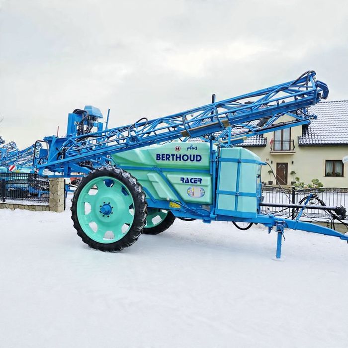 Opryskiwacz Berthoud Racer 2500l 21m ARAG zadbany Osówka • OLX.pl