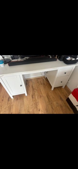 Biurko ikea Hemnes , fotel dauphin Gorzów Wielkopolski • OLX.pl