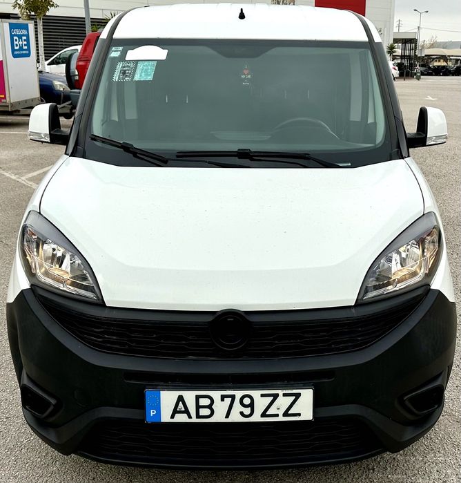 Fiat Doblo Cargo Maxi 1.3 Multijet 95cv 3 Lugares Alenquer (Santo Estêvão E Triana) • OLX.pt