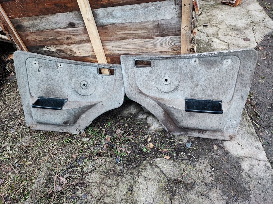 Карты дверные газ 3302 2705 газель валдай соболь: 150 грн. - Для вантажівок Кривий Ріг на Olx