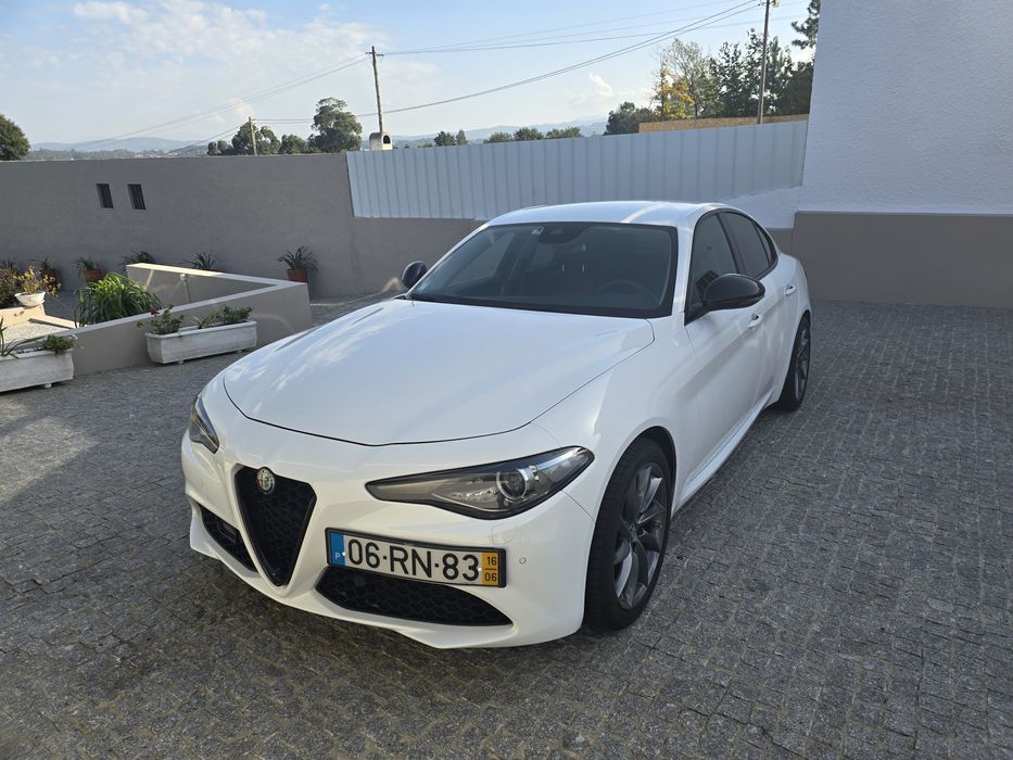 Alfa Romeu Giulia 2.2 disel 180cv Santa Maria de Lamas • OLX.pt