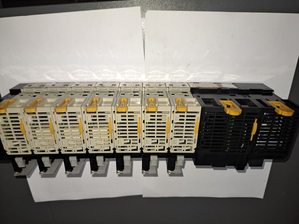 Omron CJ2M CPU32 + Omron CJ1M CPU12 + HMI Omron NB7W-TW01B Pousada de ... Omron CJ2M CPU32 + Omron CJ1M CPU12 + HMI Omron NB7W-TW01B Pousada de ...