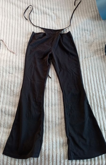 Штани кльош чорного кольору 120 грн Брюки кльош Камянське на Olx