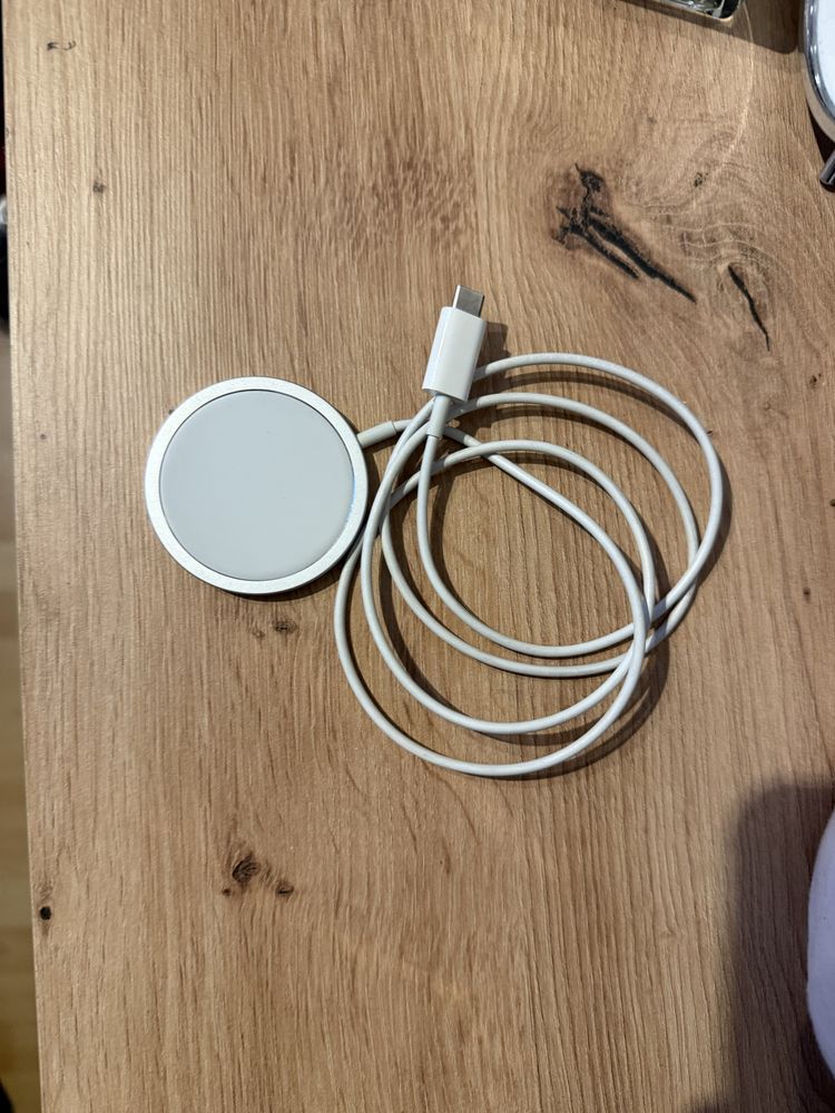 Apple MagSafe Charger – Oryginalna Ładowarka Indukcyjna Radom • OLX.pl Apple MagSafe Charger – Oryginalna Ładowarka Indukcyjna Radom • OLX.pl