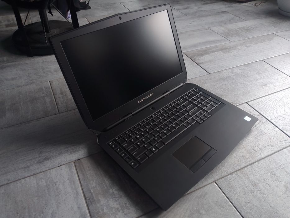 Alienware 17 R3\17.3" 4K\i7-6820HK\GTX 980M\16GB RAM\256GB SSD+1TB HDD ...