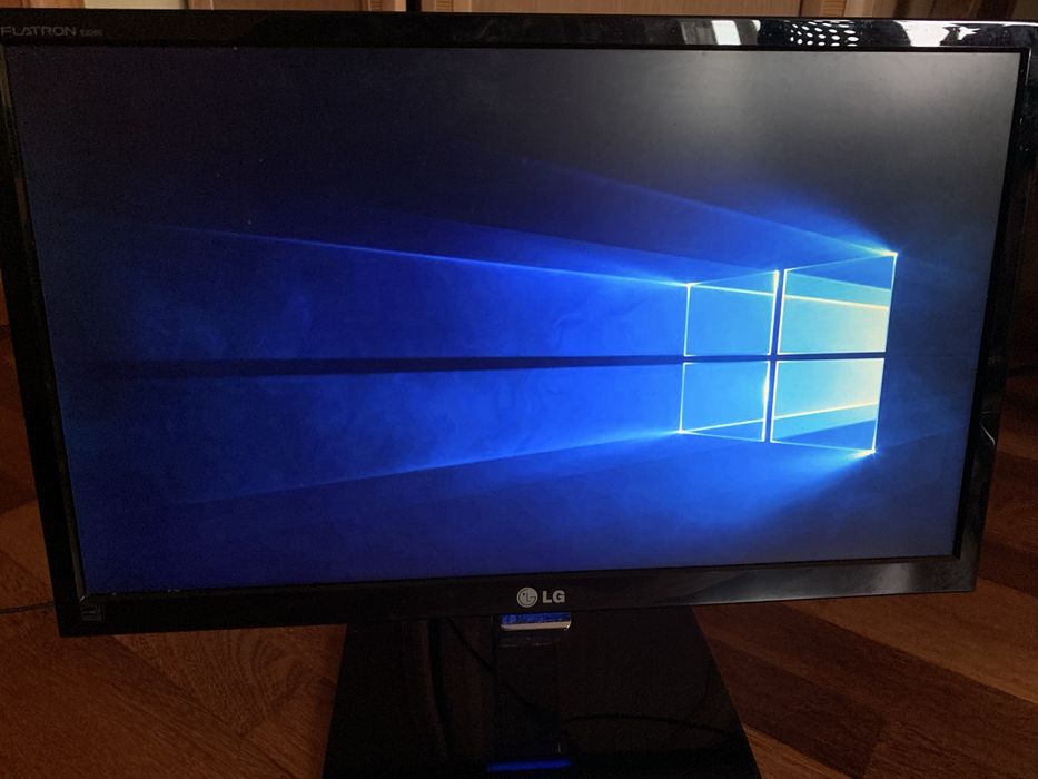Монитор LG E2260V(1920x1080): 1 000 грн. - Монітори Київ на Olx