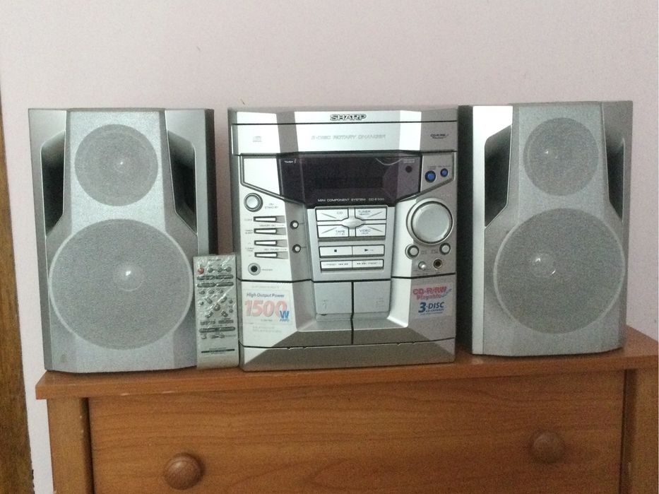 Музичний центр Sharp Cd E 500 W: 2 400 грн. - Музичні центри Івано-Франківськ на Olx